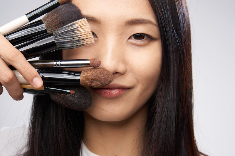 Different Types Of Makeup Brushes (And How To Use Them) - Beverly Hills MD