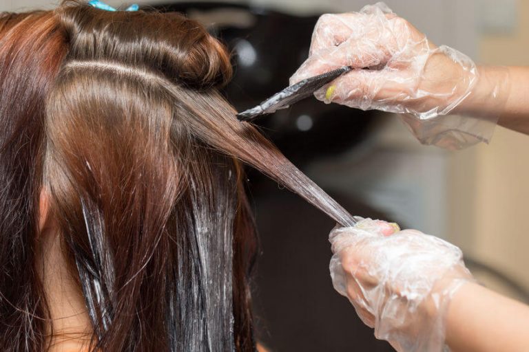 Avoid These Common Hair Mistakes That May Make You Look Older Than You ...