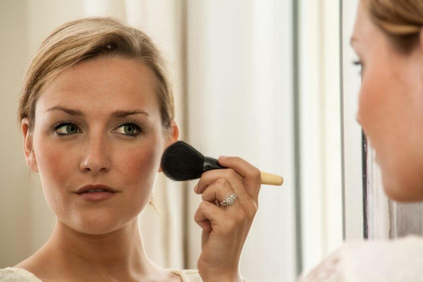How To Apply Blush The Right Way: The Best Shades And Techniques For ...