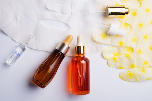 How To Apply Serum On Face: The Correct Order For Your Skin Care ...