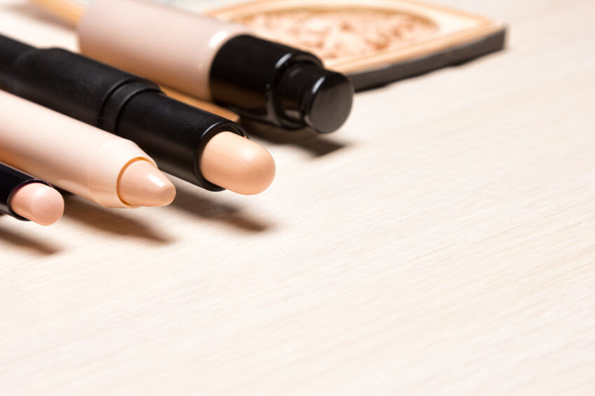 Makeup 101: How To Apply Concealer The RIGHT Way - Beverly Hills MD