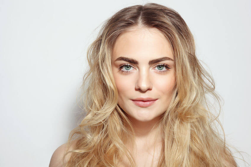 How To Naturally Style Your Hair For Beachy Waves - Beverly Hills MD